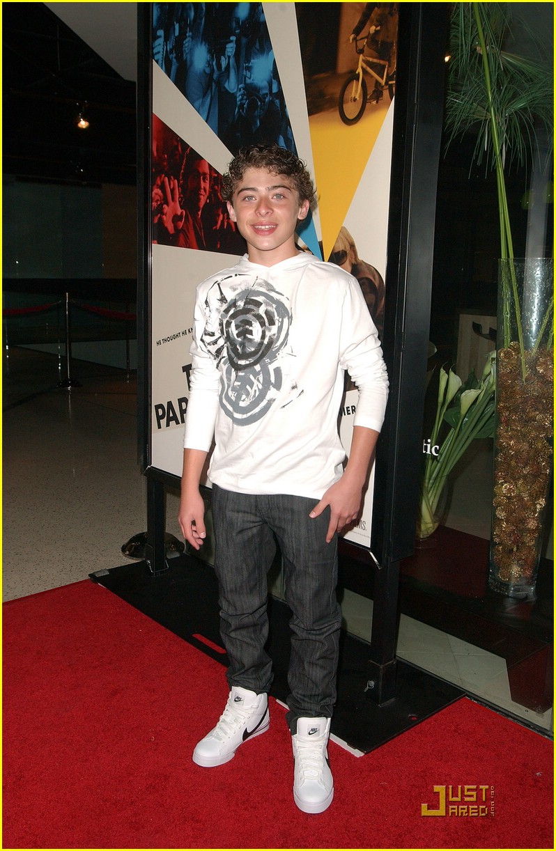 Ryan Ochoa Mends Children's Hearts | Photo 387091 - Photo Gallery ...