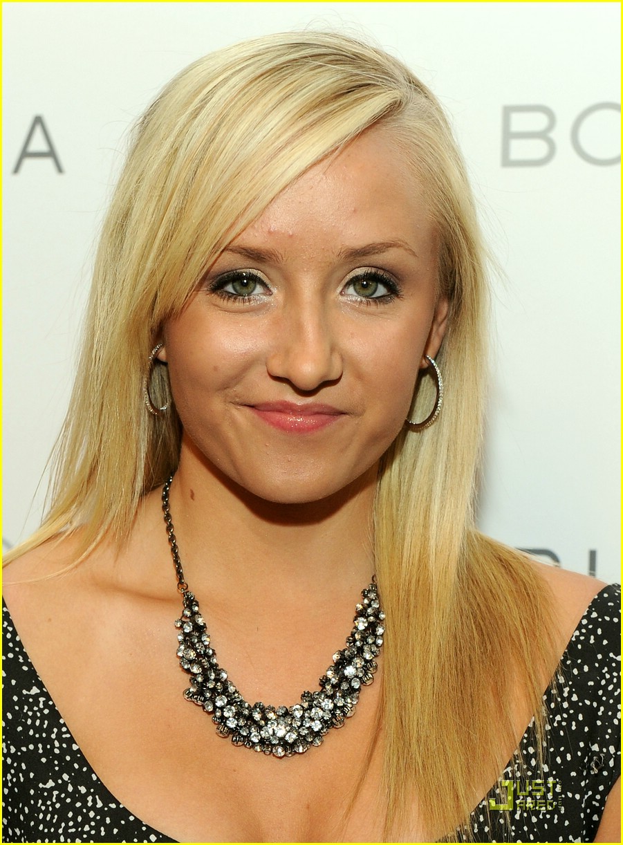 Tiffany Thornton is BCBG Beautiful | Photo 385030 - Photo Gallery ...