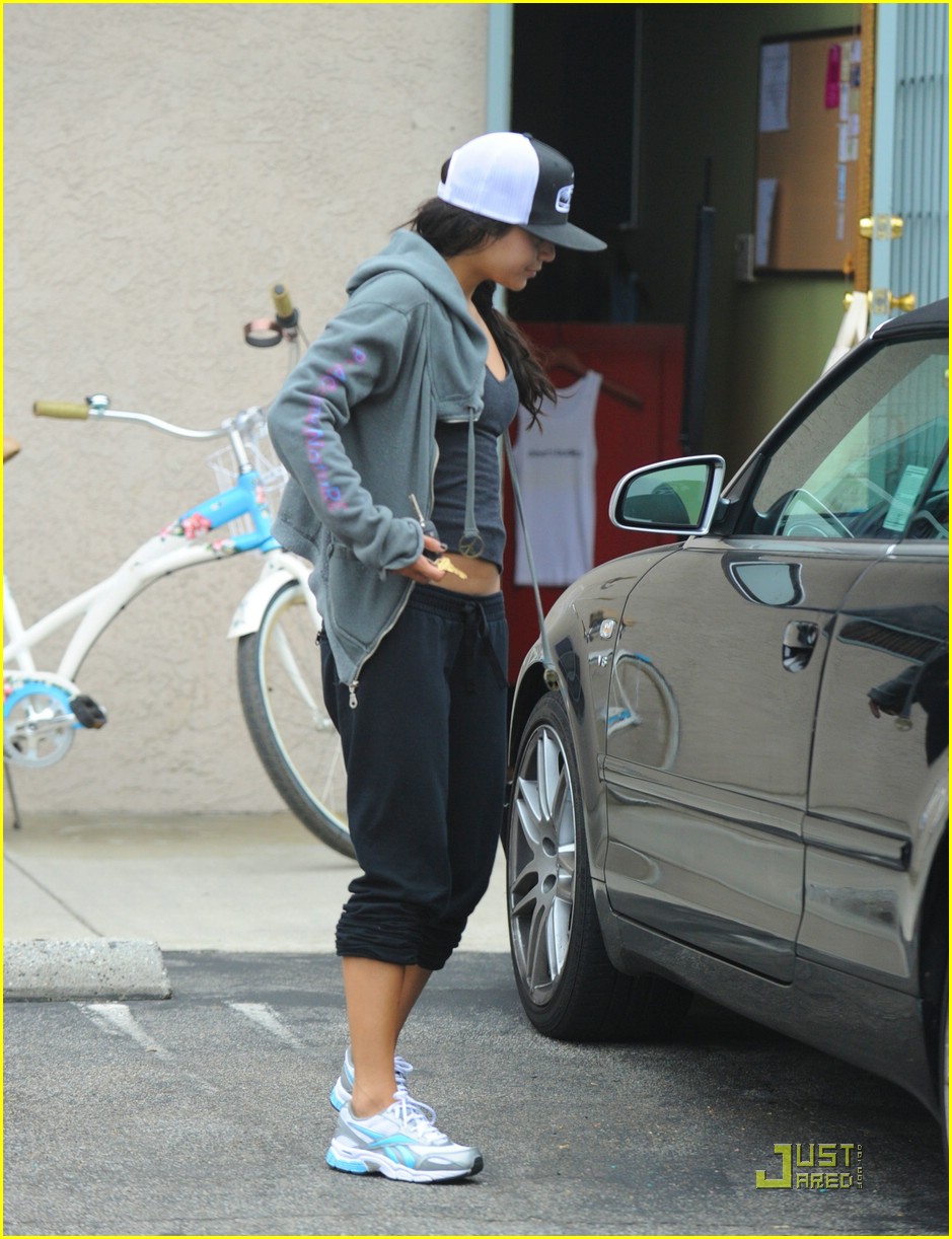 Vanessa Hudgens is a Workout Woman | Photo 384568 - Photo Gallery ...