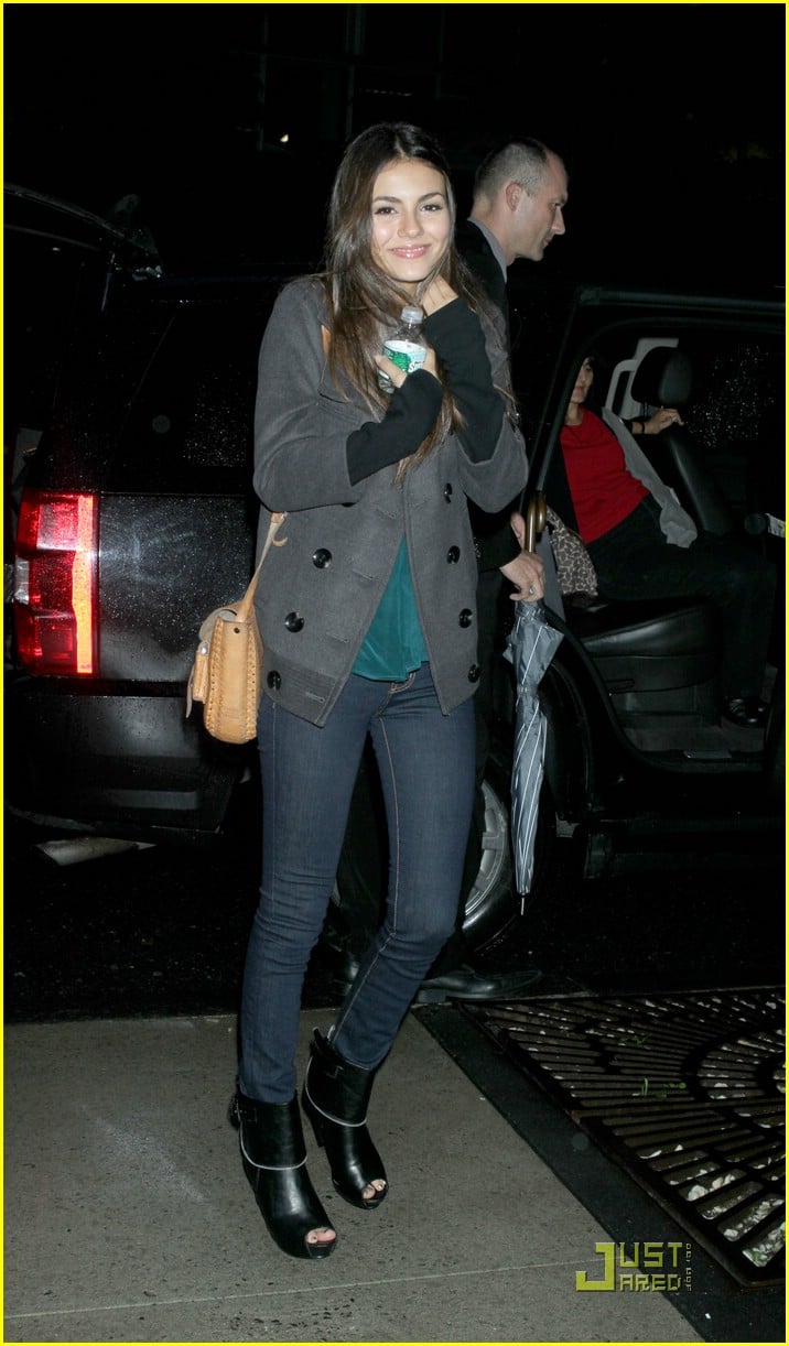 Full Sized Photo of victoria justice cries werewolf pix 01 | Victoria ...