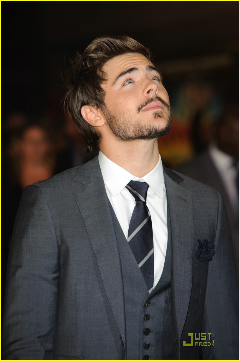 Full Sized Photo of zac efron charlie london 15 | Zac Efron: 'Charlie ...