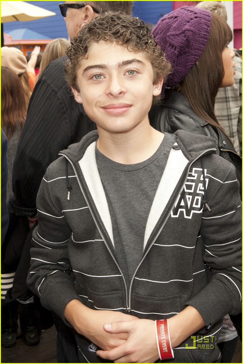 Kelsey Chow & Ryan Ochoa: Party at the Pier Pair | Photo 391101 - Photo ...