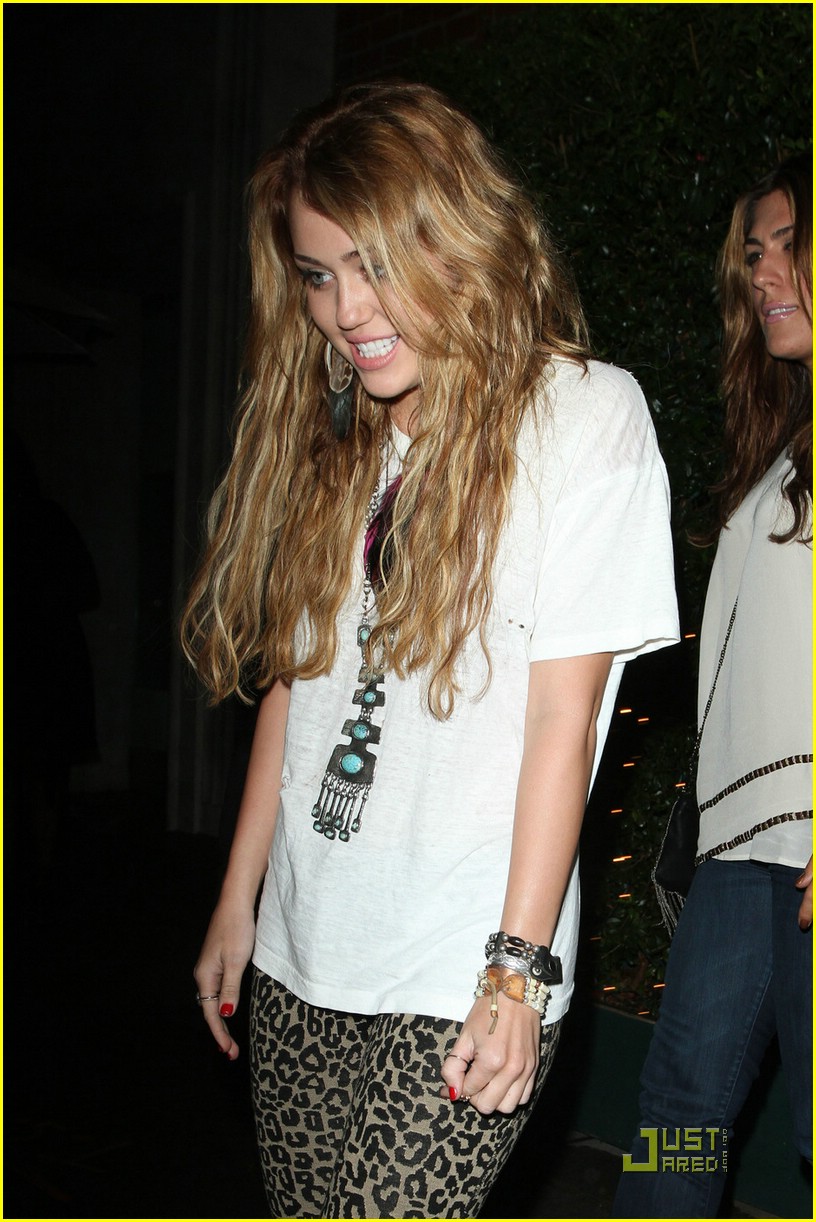 Miley Cyrus: Milkshakes on Monday | Photo 388558 - Photo Gallery | Just ...