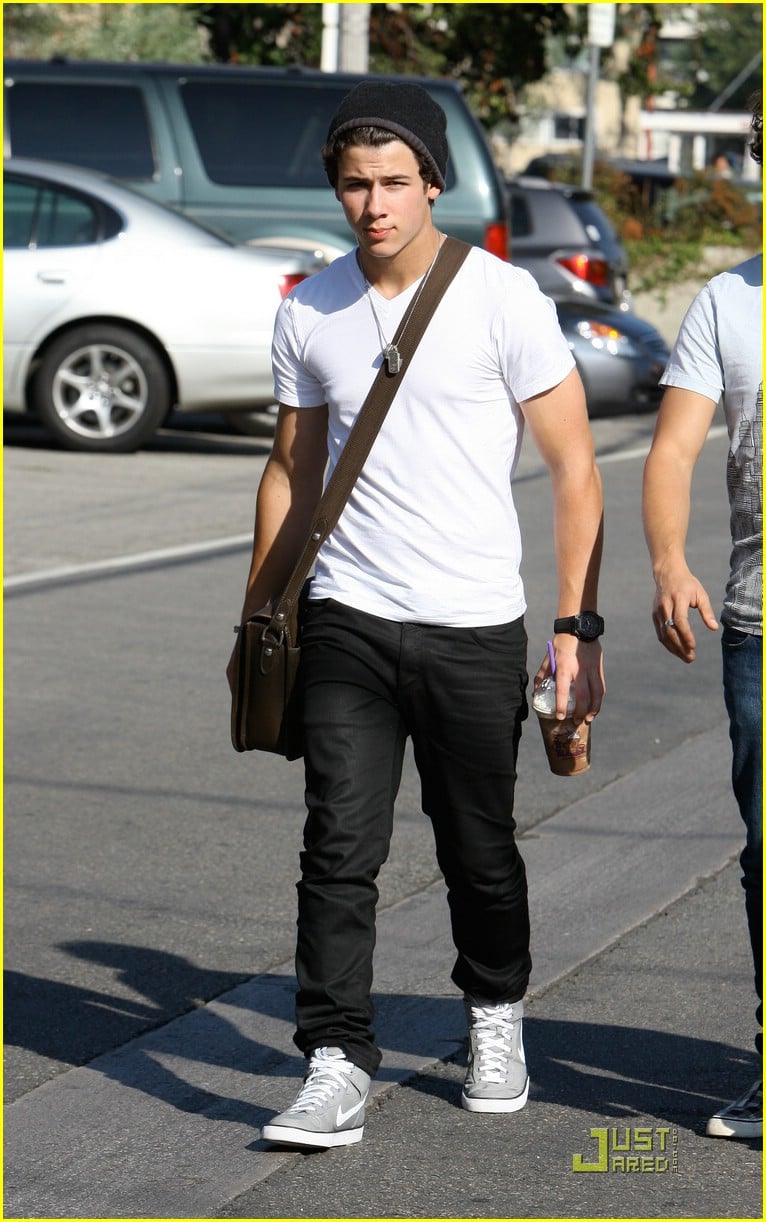 Nick Jonas: Meet Up with Jason Rosen & Michael Bruno! | Photo 389939 ...