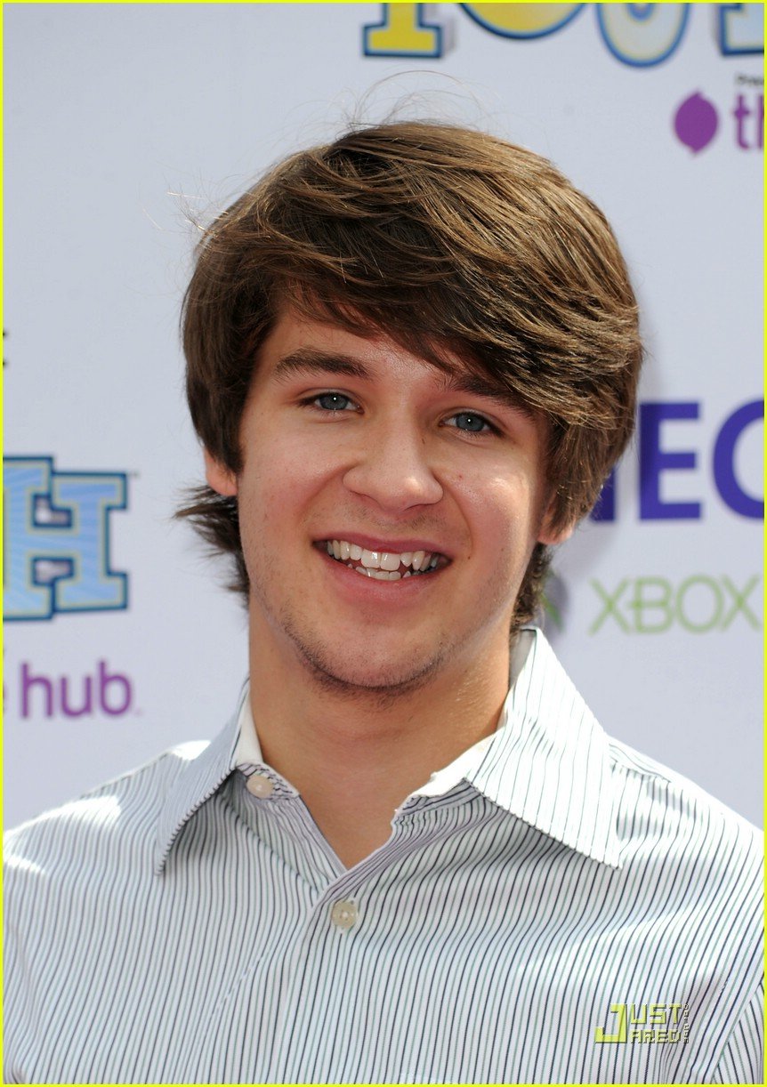 Full Sized Photo of devon werkheiser power youth 06 | Devon Werkheiser ... Full Sized Photo of devon werkheiser power youth 06 | Devon Werkheiser ...