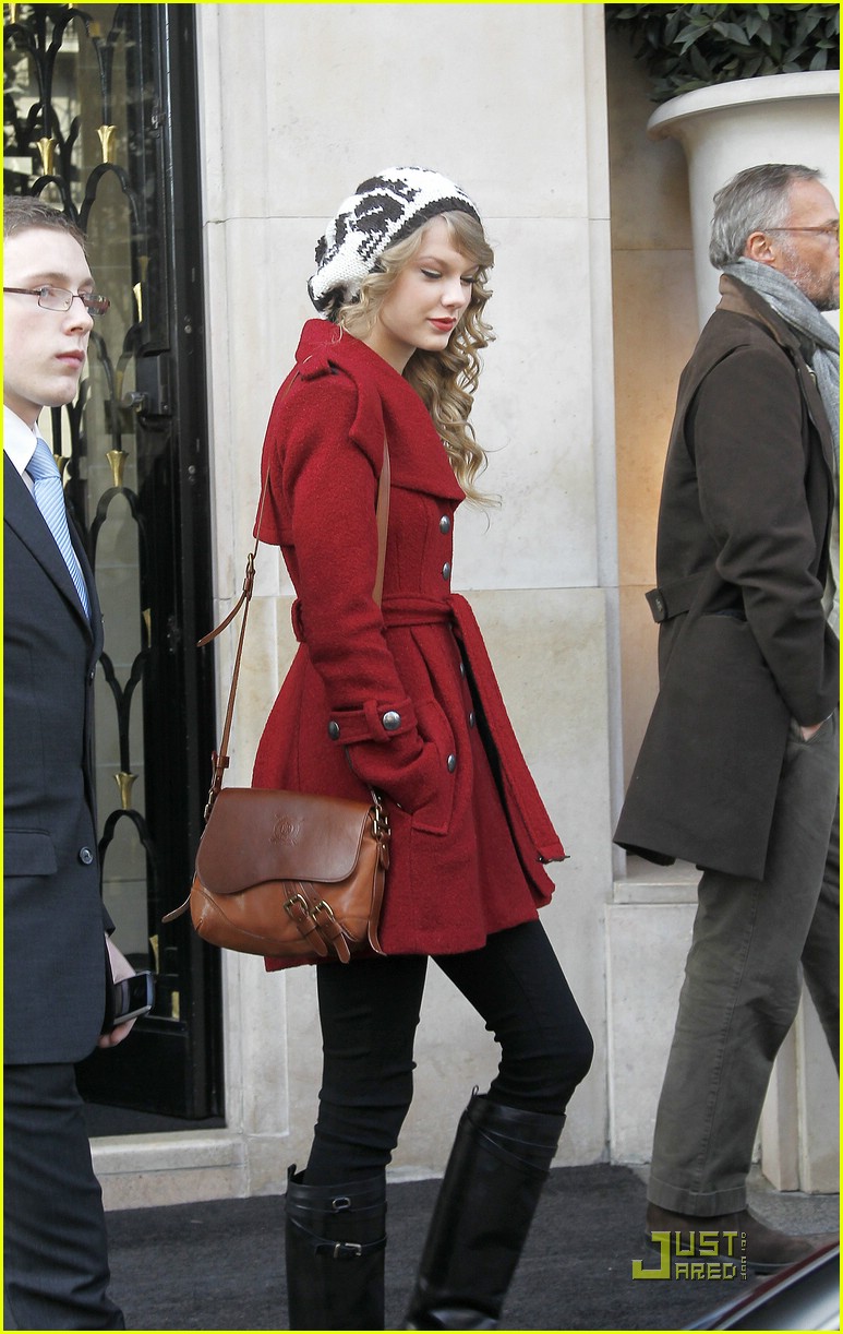 Taylor Swift: Nobu Night with Brother Austin! | Photo 390755 - Photo ...