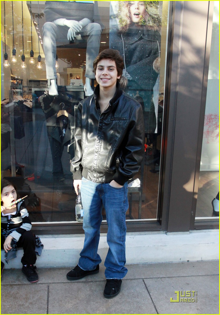 Jake T. Austin Braves Black Friday | Photo 400459 - Photo Gallery ...