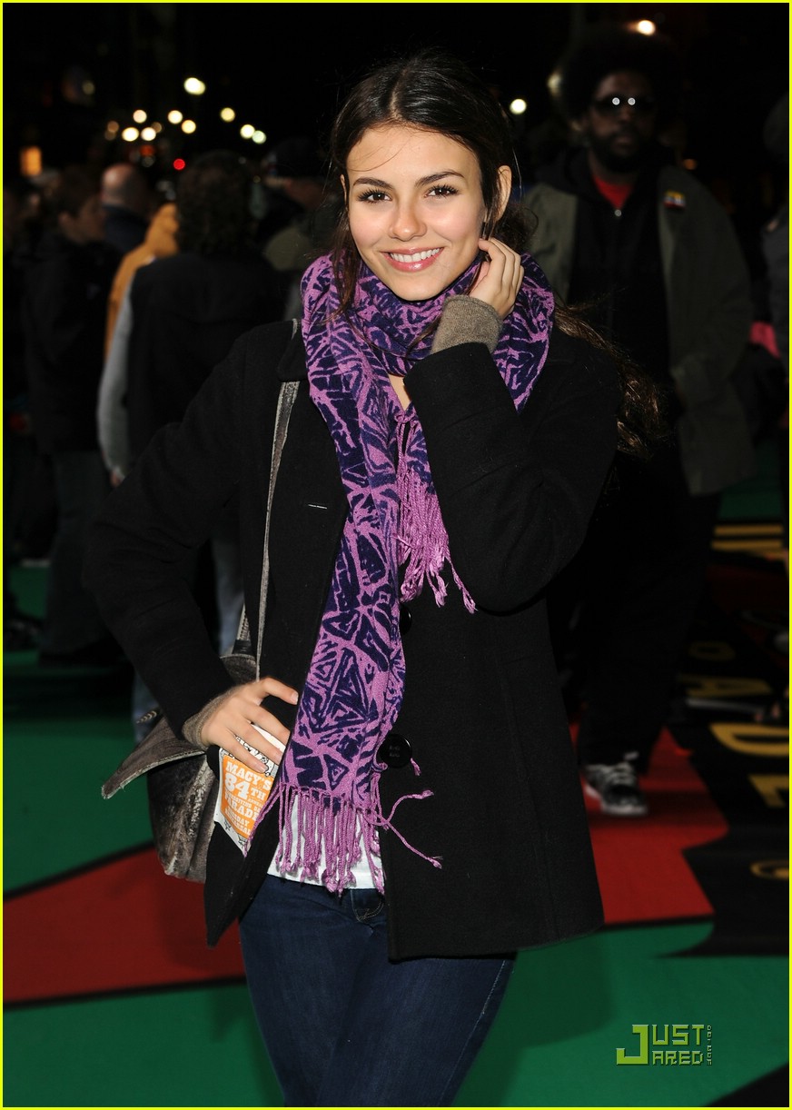 Victoria Justice: Macy's Parade Rehearsal with Big Time Rush! | Photo ...