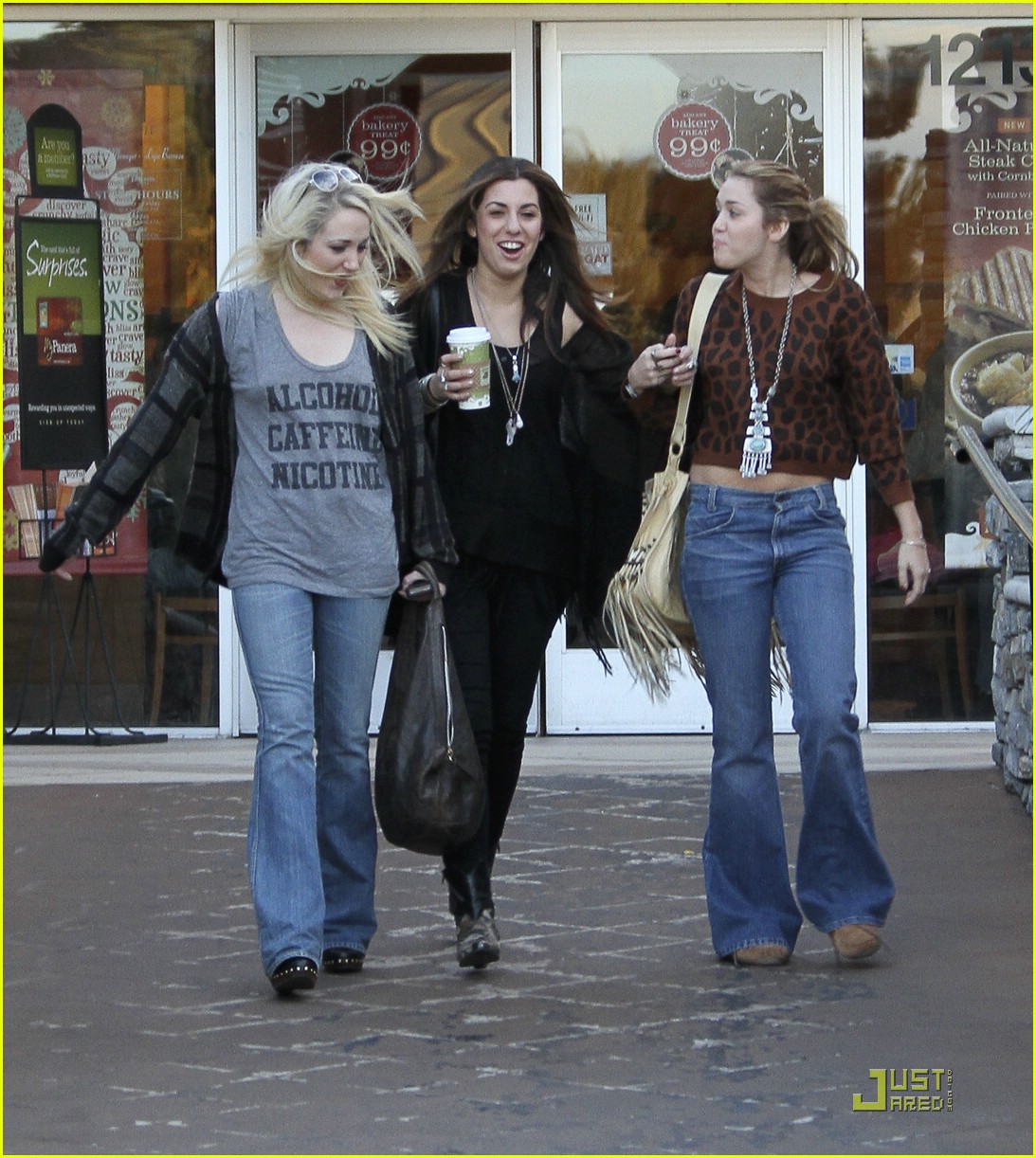 Miley Cyrus: Studio City Stylin' | Photo 395682 - Photo Gallery | Just ...
