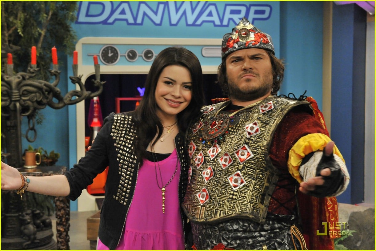 Miranda Cosgrove: Jerry Trainor Vs. Jack Black | Photo 394226 - Photo ...