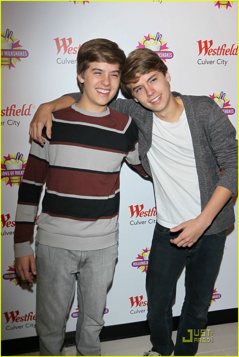 Dylan & Cole Sprouse Make Some Milkshakes | Photo 393855 - Photo ...