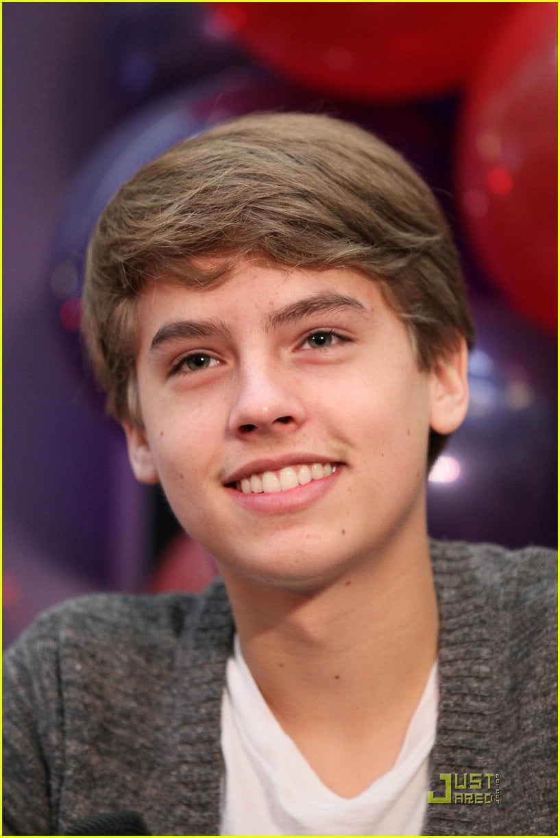 Dylan & Cole Sprouse Make Some Milkshakes | Photo 393875 - Photo ...