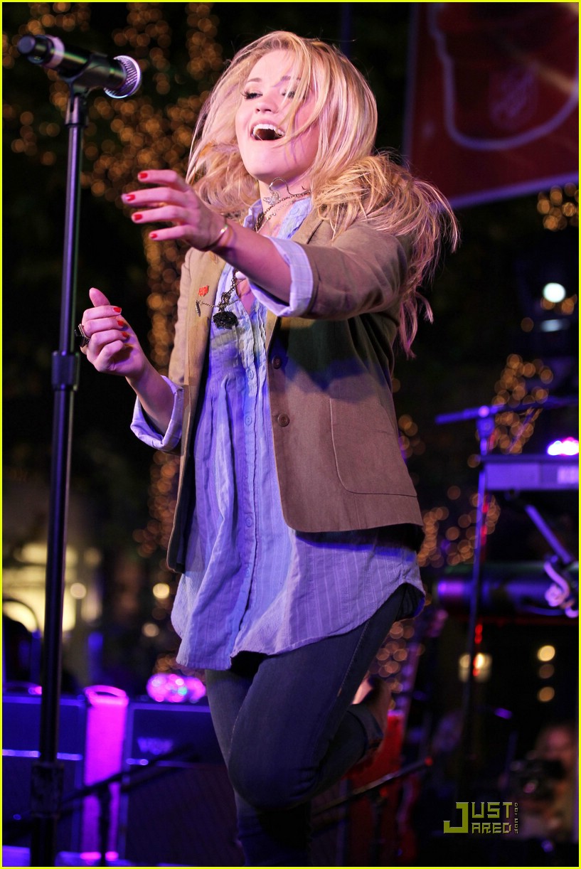 Emily Osment: Red Kettle Concert Cutie! | Photo 398008 - Photo Gallery ...