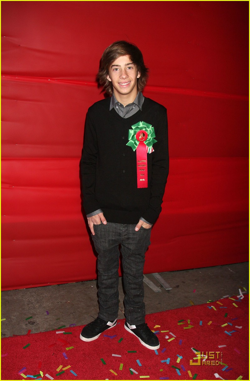 Jason Dolley: Hollywood Christmas Parade 2010 Airs Tonight! | Photo ...