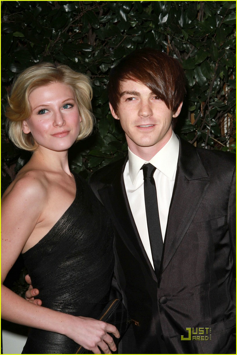 Drake Bell Kicks Off Golden Globe Week | Photo 399990 - Photo Gallery ...