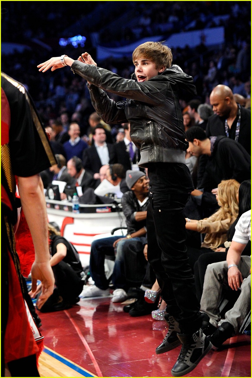 Justin Bieber: NBA All-Star Game Guy! | Photo 405694 - Photo Gallery ...
