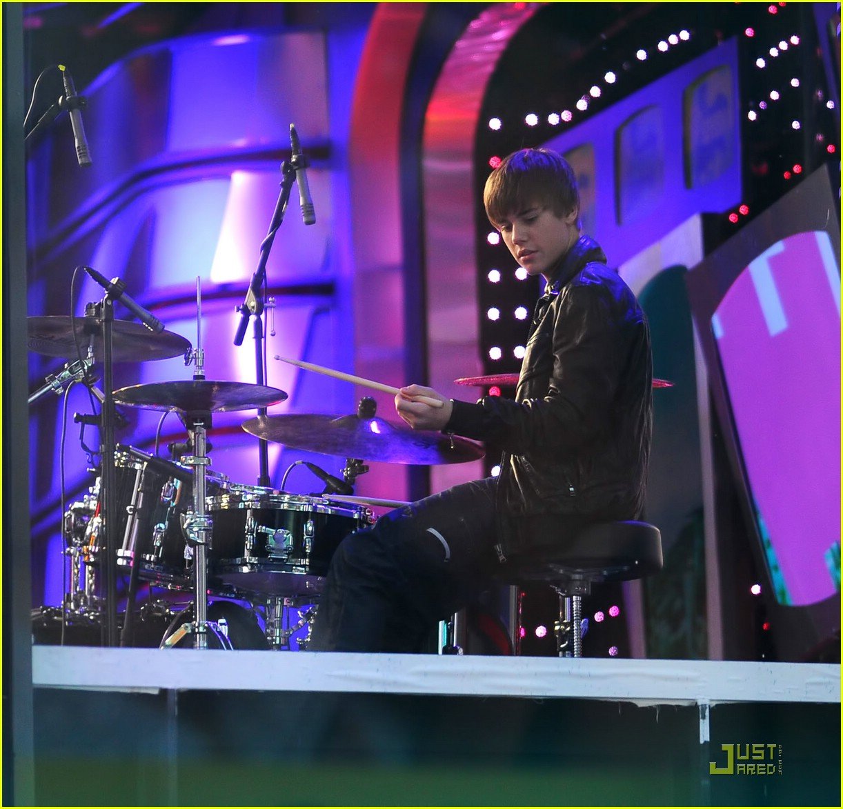 Justin Bieber: Anyone Can Live Their Dreams | Photo 403273 - Photo ...