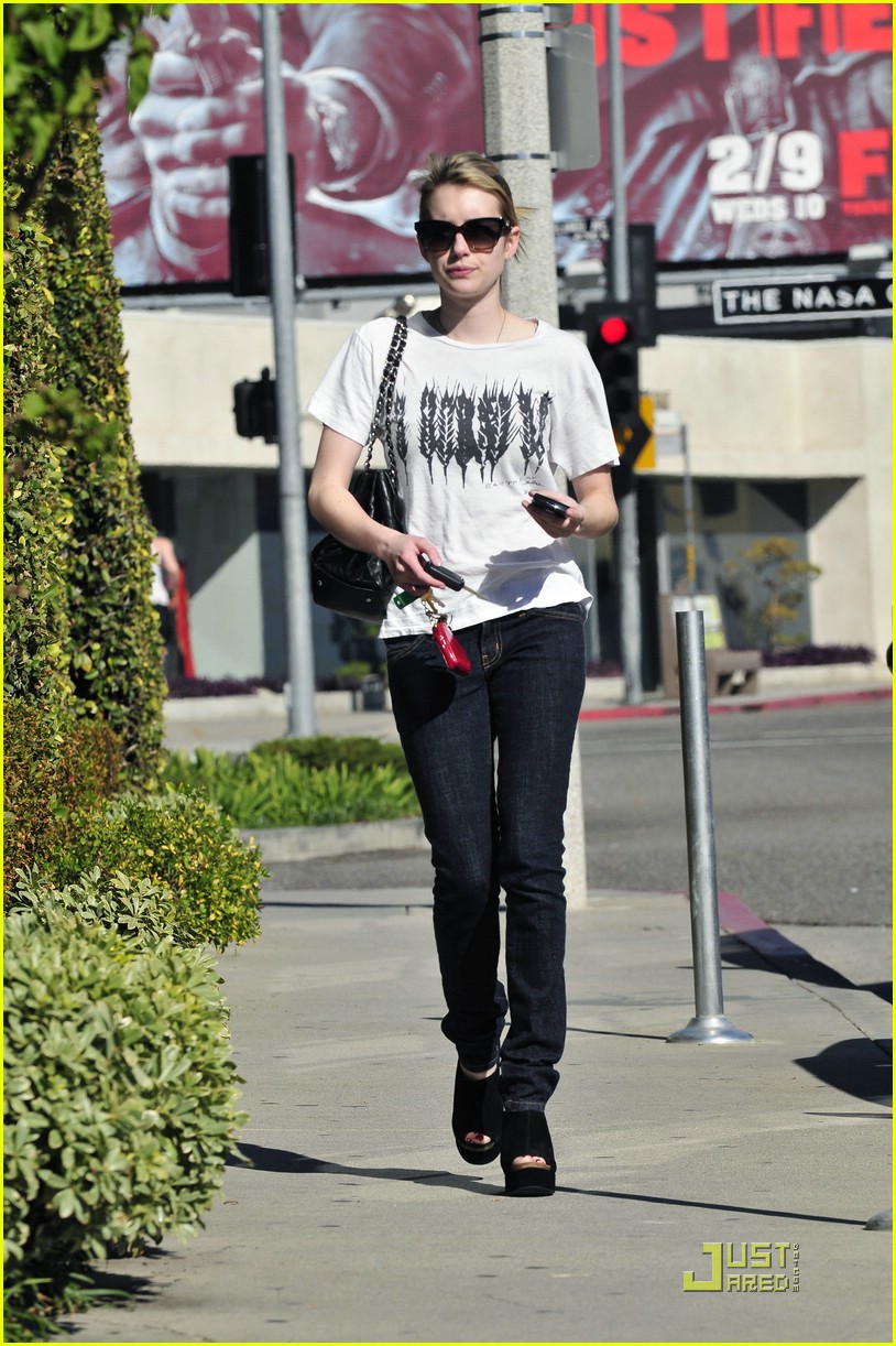 Happy Birthday, Emma Roberts! | Photo 403903 - Photo Gallery | Just ...