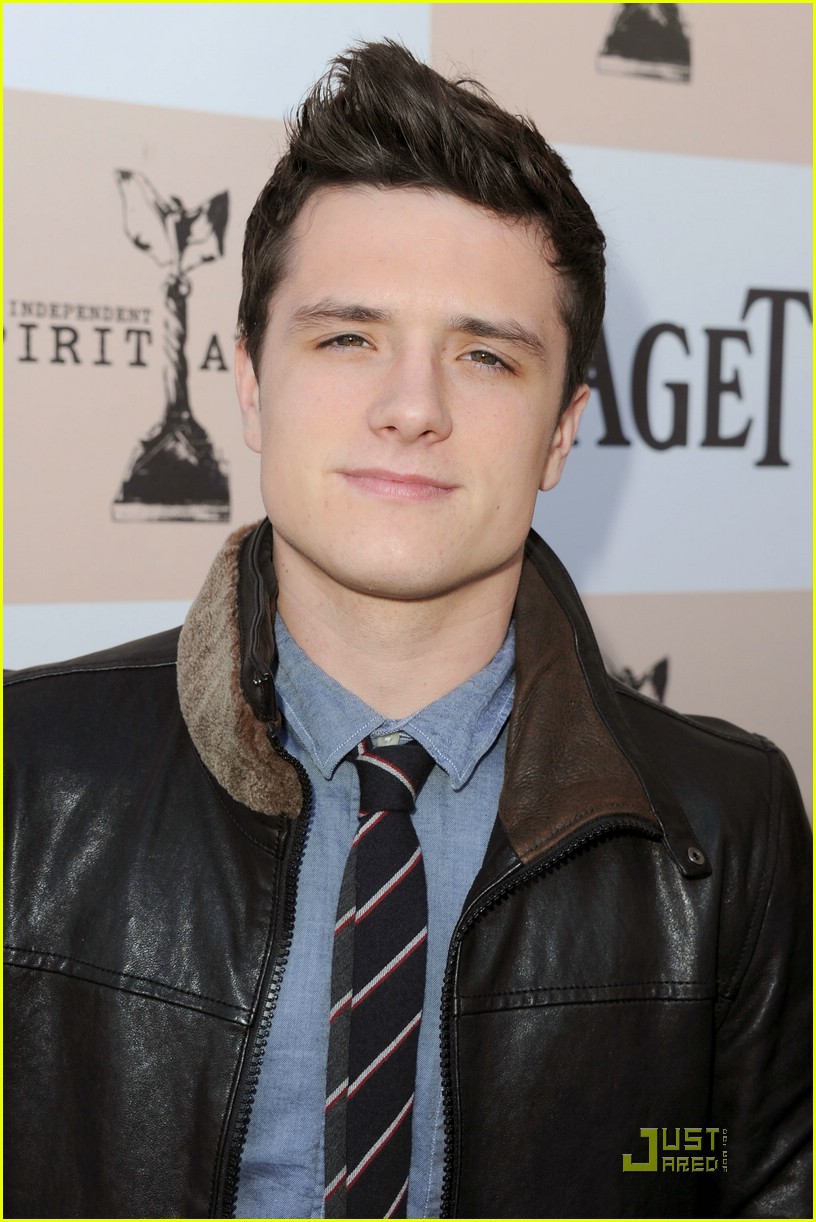 Josh Hutcherson: Spirit Awards Stud | Photo 406771 - Photo Gallery ...