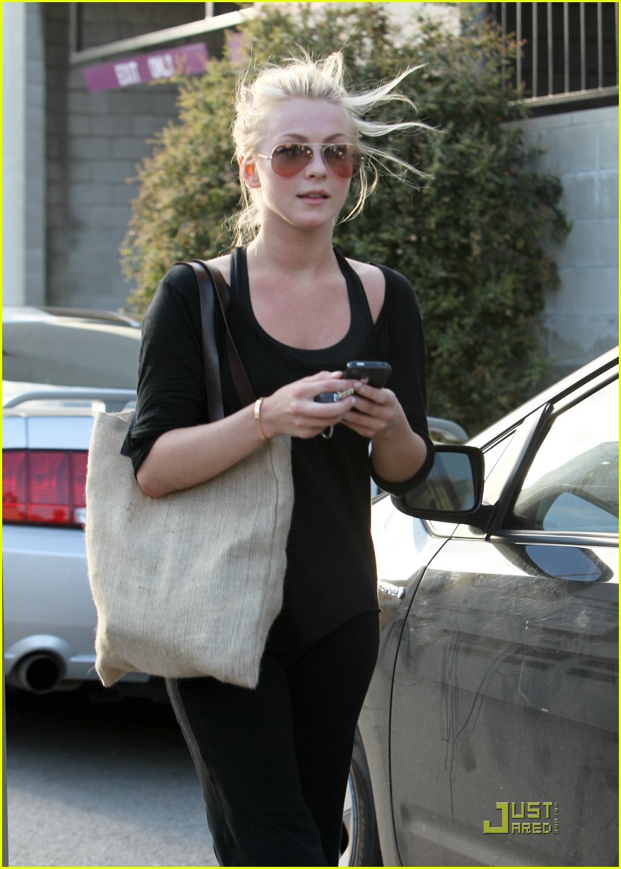 Julianne Hough Chats True Beauty | Photo 406459 - Photo Gallery | Just ...