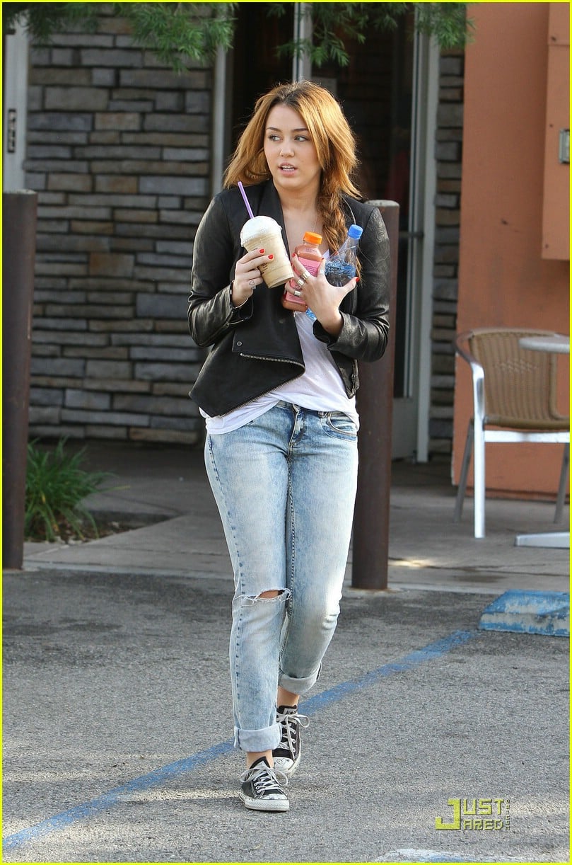 Miley Cyrus: Coffee Bean Cutie | Photo 403156 - Photo Gallery | Just ...