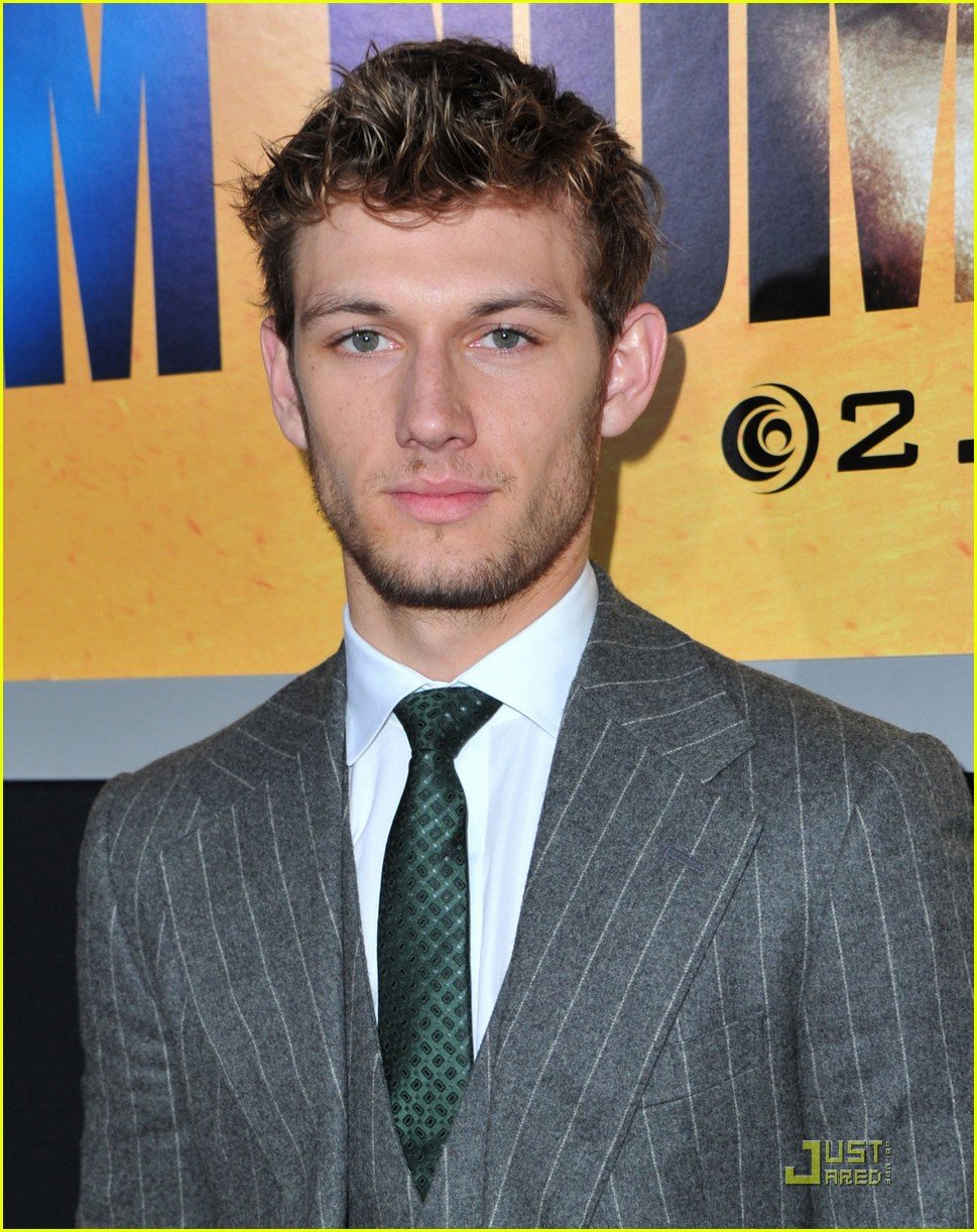 Alex Pettyfer: 'I Am Number Four' Premiere! | Photo 403868 - Photo ...