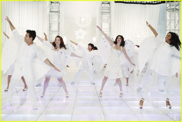 Selena Gomez & Jennifer Stone are 'Dancing With Angels' | Photo 402899 ...