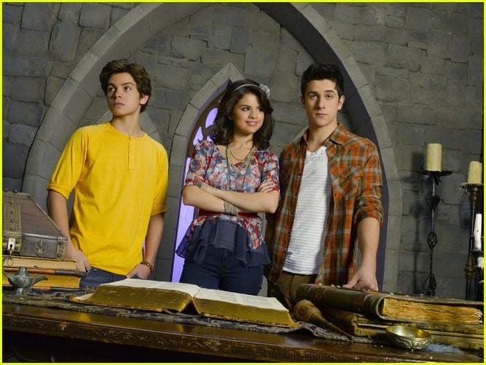 Full Sized Photo of jake austin back max 04 | Jake T. Austin is Back to ...