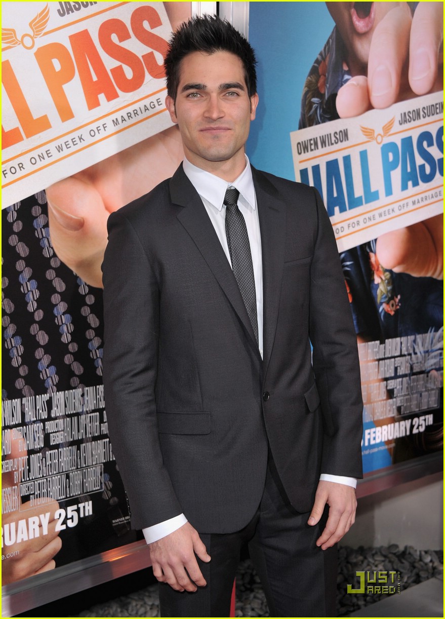 Tyler Hoechlin: 'Hall Pass' Premiere with Rachele Brooke Smith! | Photo ...