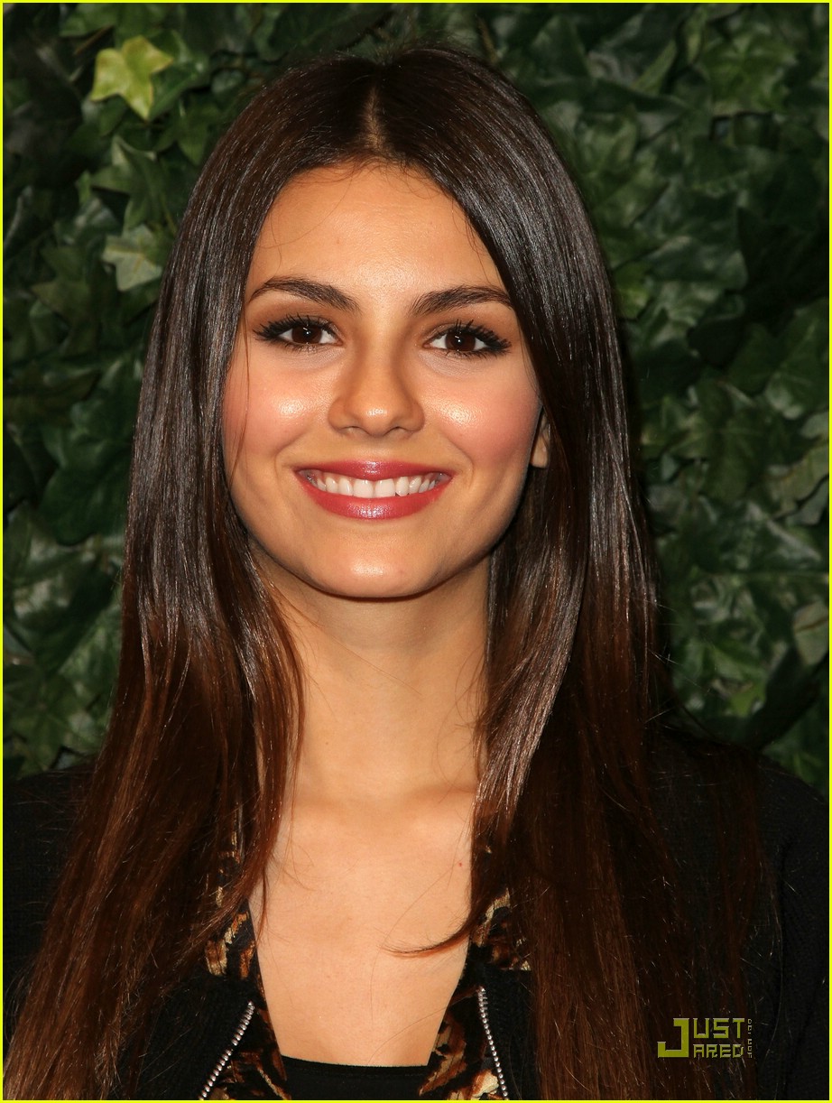 Victoria Justice: QVC Red Carpet Style Setter | Photo 406646 - Photo ...