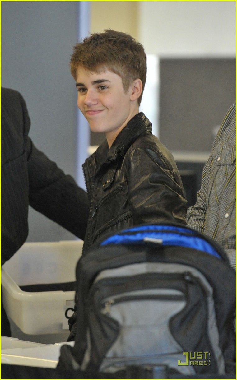 Justin Bieber Joins Rascal Flatts Concert Special | Photo 407503 ...