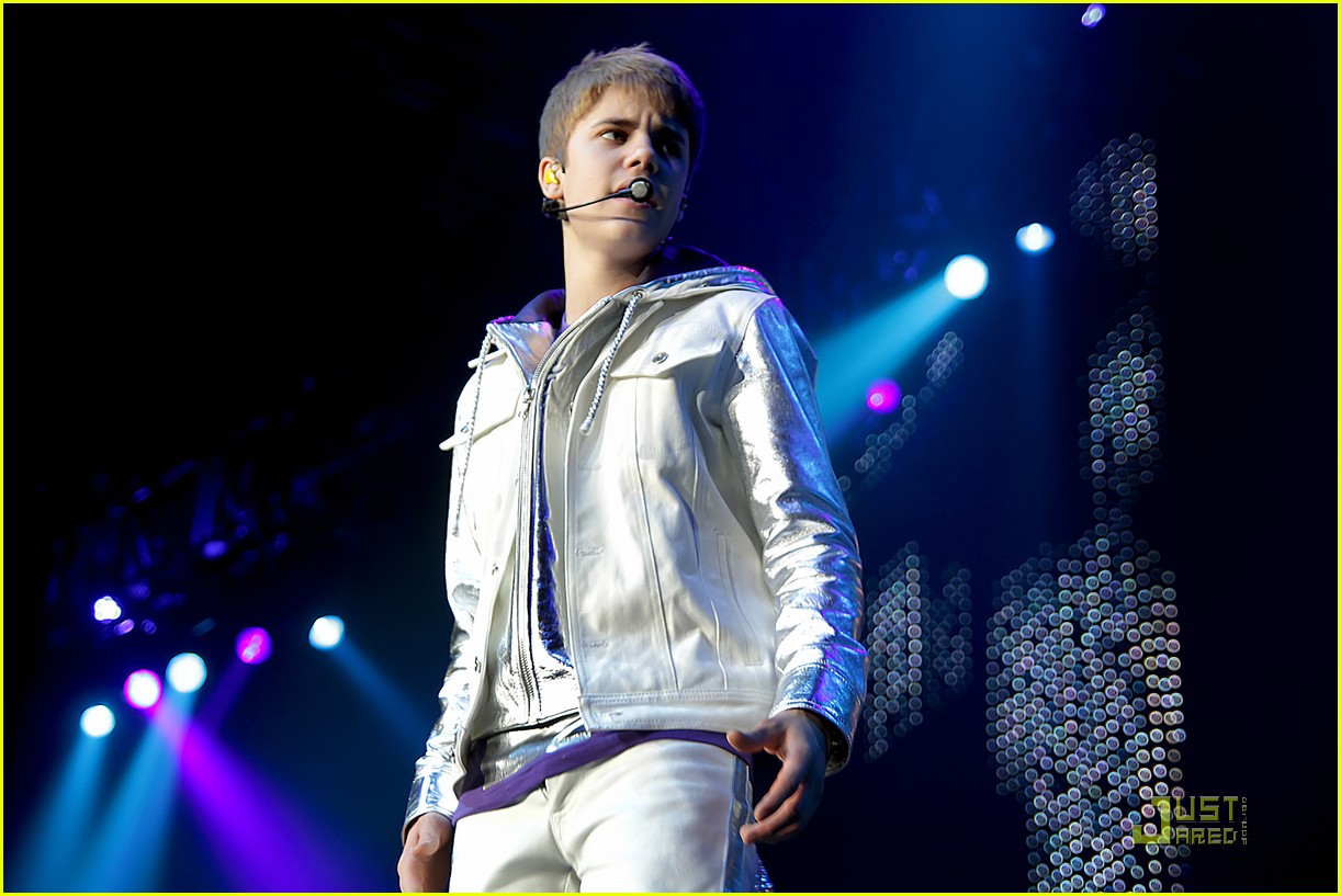 Justin Bieber: Possible Riot Situation in Liverpool! | Photo 408820 ...