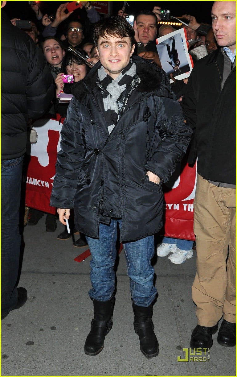 Daniel Radcliffe 'Succeeds' with Smiles | Photo 406901 - Photo Gallery ...