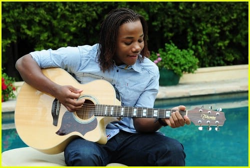 Leon Thomas: Victorious 1 Year Anniversary! | Photo 410888 - Photo ...