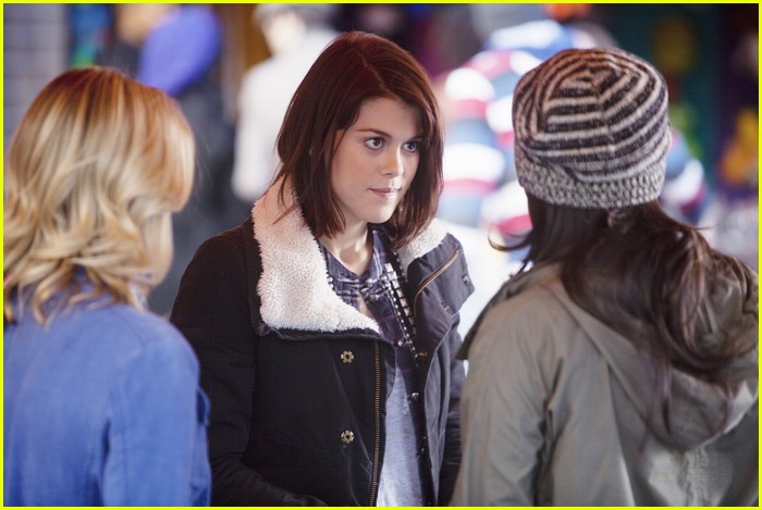 Shay Mitchell: Pretty Little Liars UpFront in NYC! | Photo 408697 ...