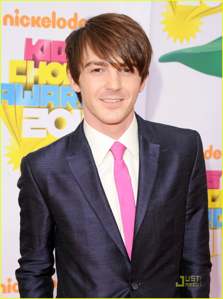 Drake Bell: Filming 'Fairly Odd Parents' Was Like A Reunion | Photo ...
