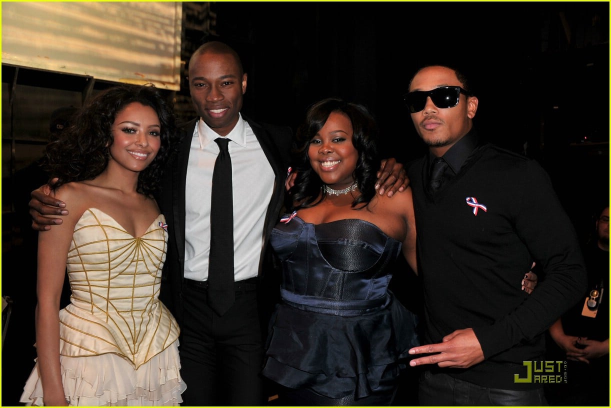 Full Sized Photo of robbie jones tmobile hellcats 12 | Robbie Jones ...