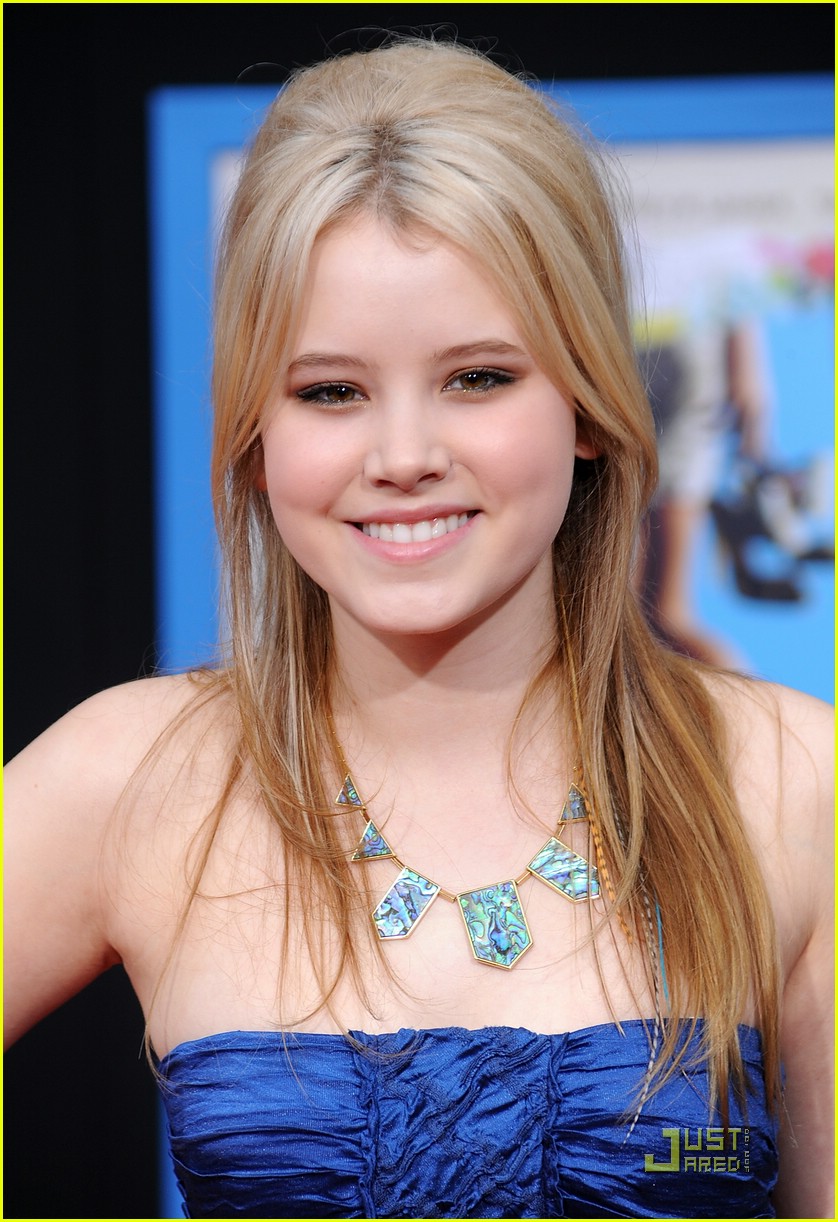 Taylor Spreitler Sports 'Prom' Poof | Photo 414568 - Photo Gallery ...