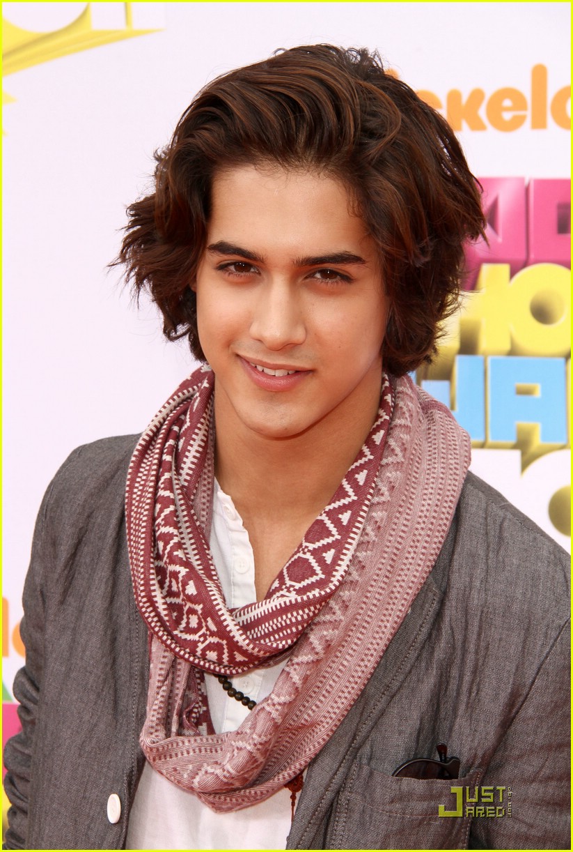 Avan Jogia, Leon Thomas & Matt Bennett: Victorious at the KCAs! | Photo ...