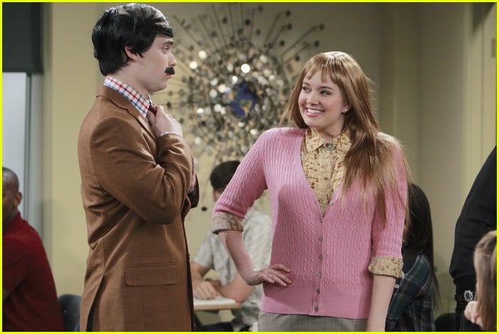 Cody Simpson on 'So Random' -- FIRST LOOK! | Photo 418479 - Photo ...