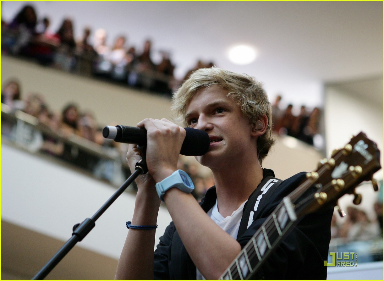 Cody Simpson: Sydney Signing Cancelled! | Photo 419419 - Photo Gallery ...