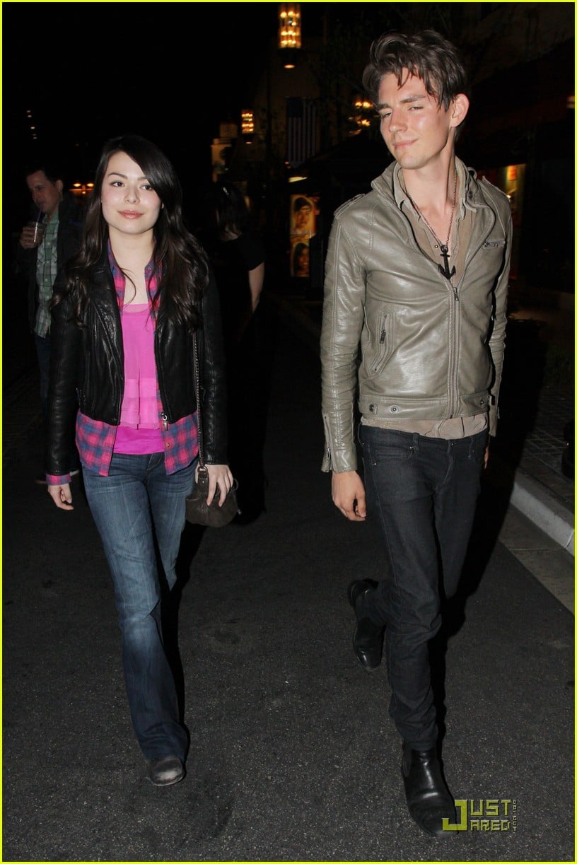 Miranda Cosgrove Teases Summer Tour | Photo 419511 - Photo Gallery ...