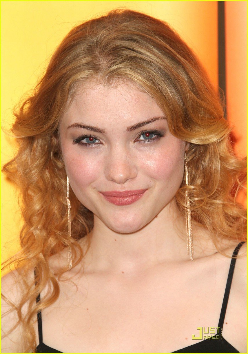 Skyler Samuels: UpFronts with Grey Damon and Benjamin Stone | Photo ...