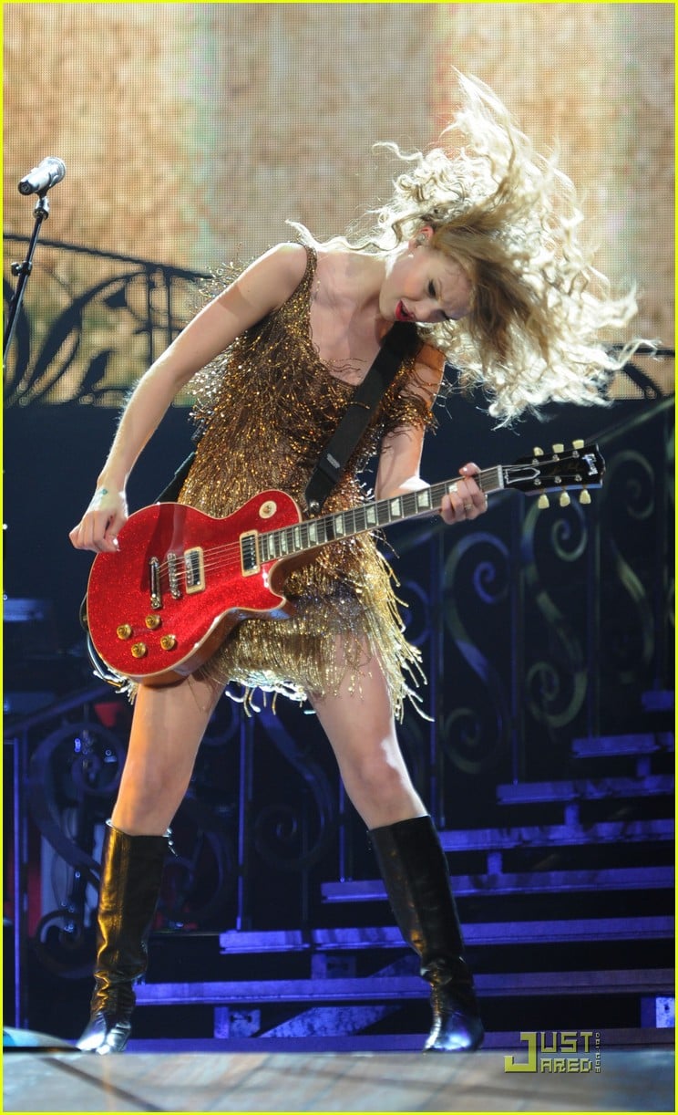 Taylor Swift: Speak Now, Help Now Benefit! | Photo 418555 - Photo ...