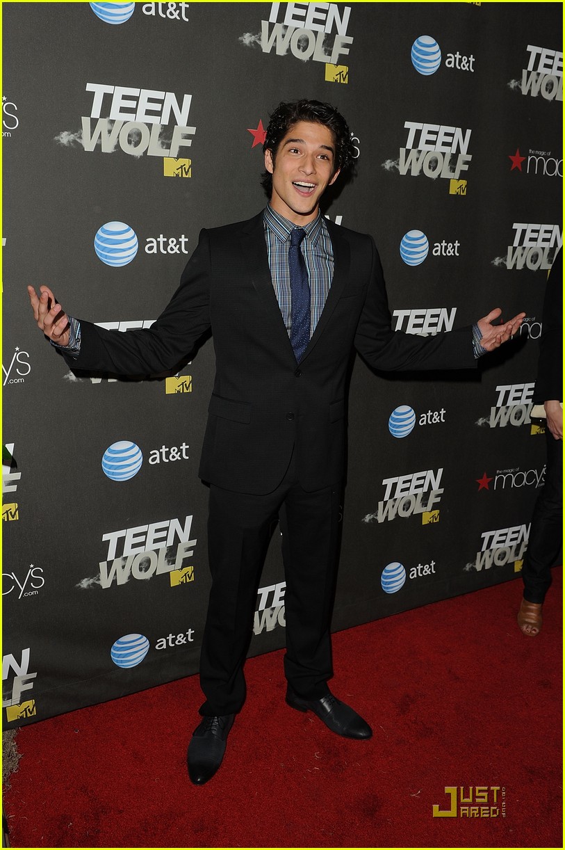 Tyler Posey & Tyler Hoechlin: 'Teen Wolf' Premiere Pals | Photo 419281 ...