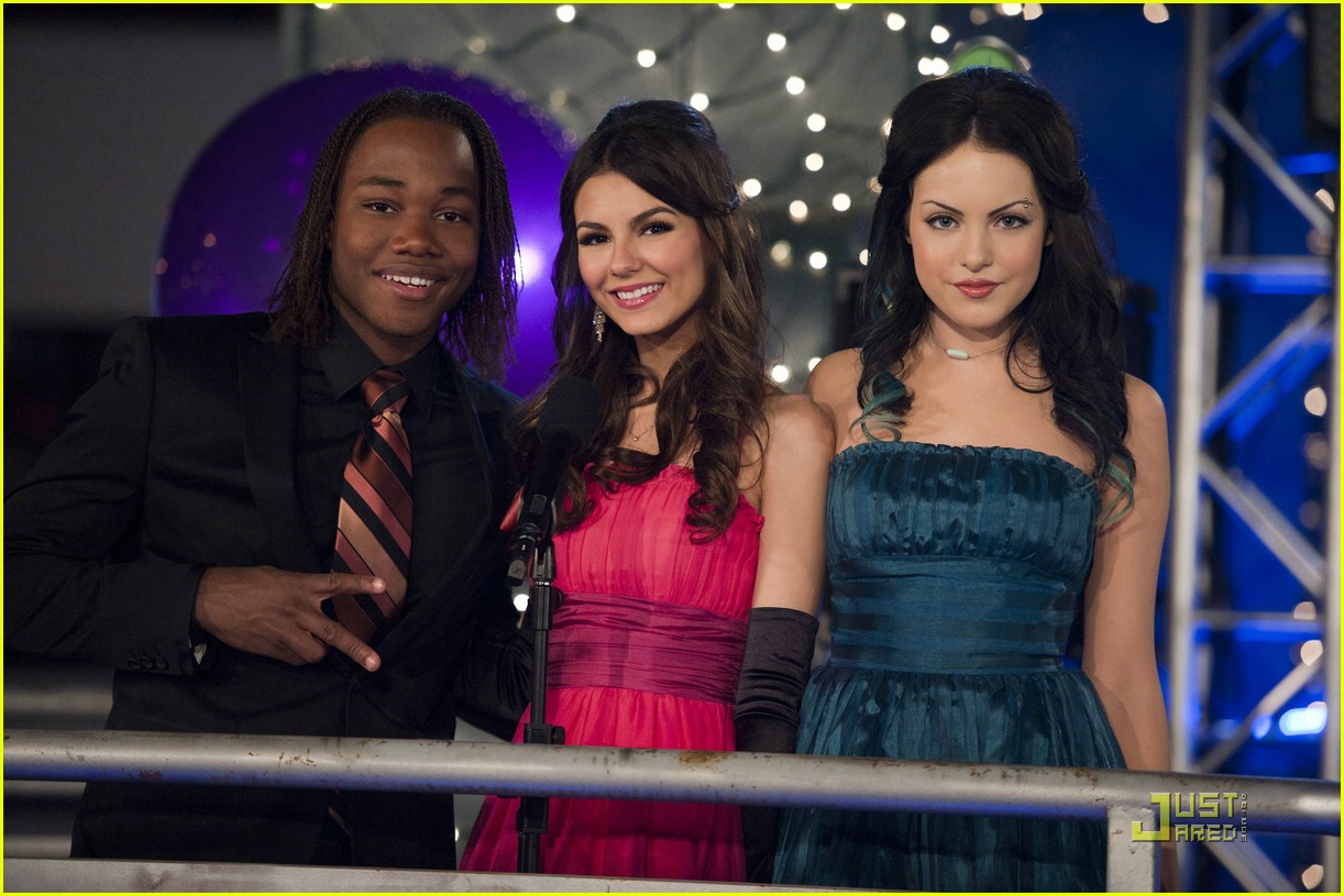 Victoria Justice is a Prom Wrecker! | Photo 417908 - Photo Gallery ...