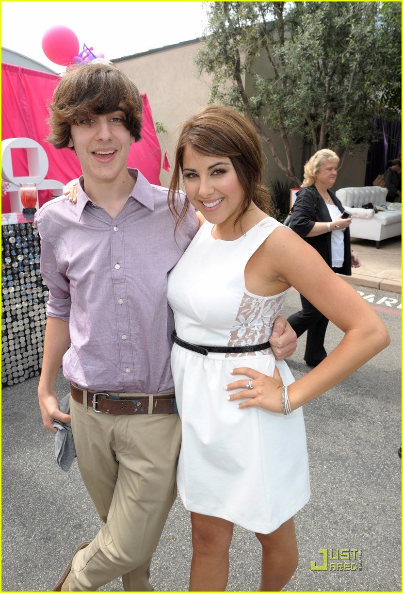 Full Sized Photo of daniella monet iparty victorious 03 | Daniella ...