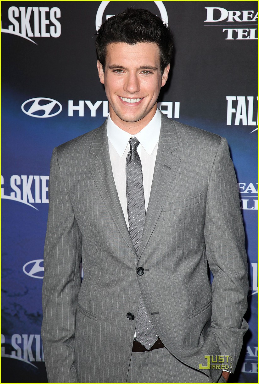 Drew Roy: 'Falling Skies' Premiere! | Photo 421981 - Photo Gallery ...