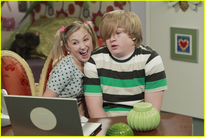 Full Sized Photo of greyson chance so random 01 | Greyson Chance Guest ...