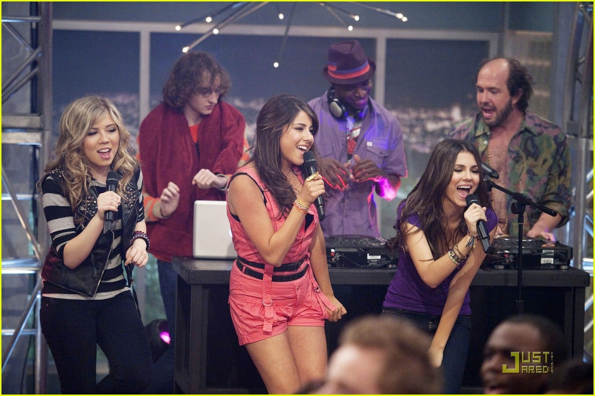 'iParty with Victorious': New Pics & Clips! | Photo 419602 - Photo ...